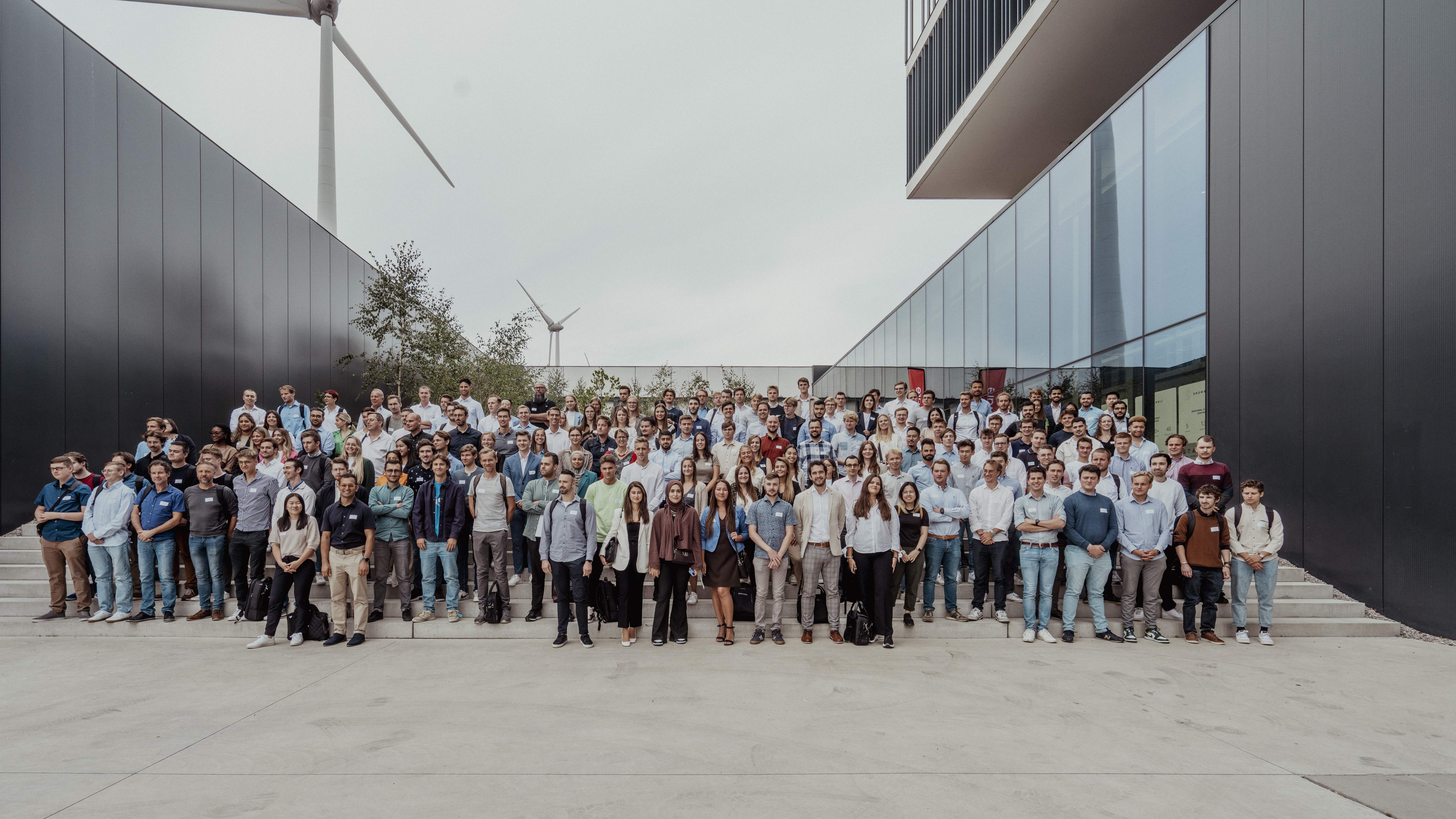 delaware newcomers receive full electric Volvo - delaware Belgium